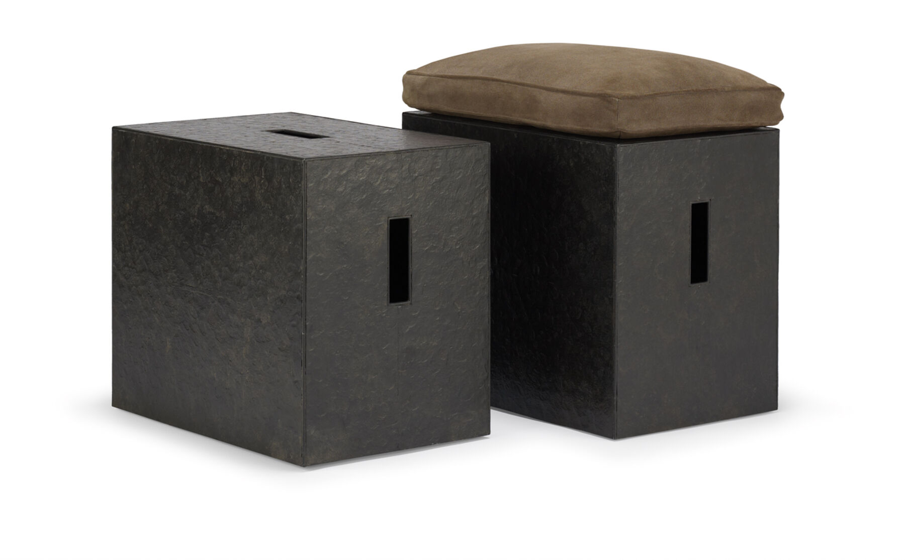 Salerno Stool | Gregorius Pineo