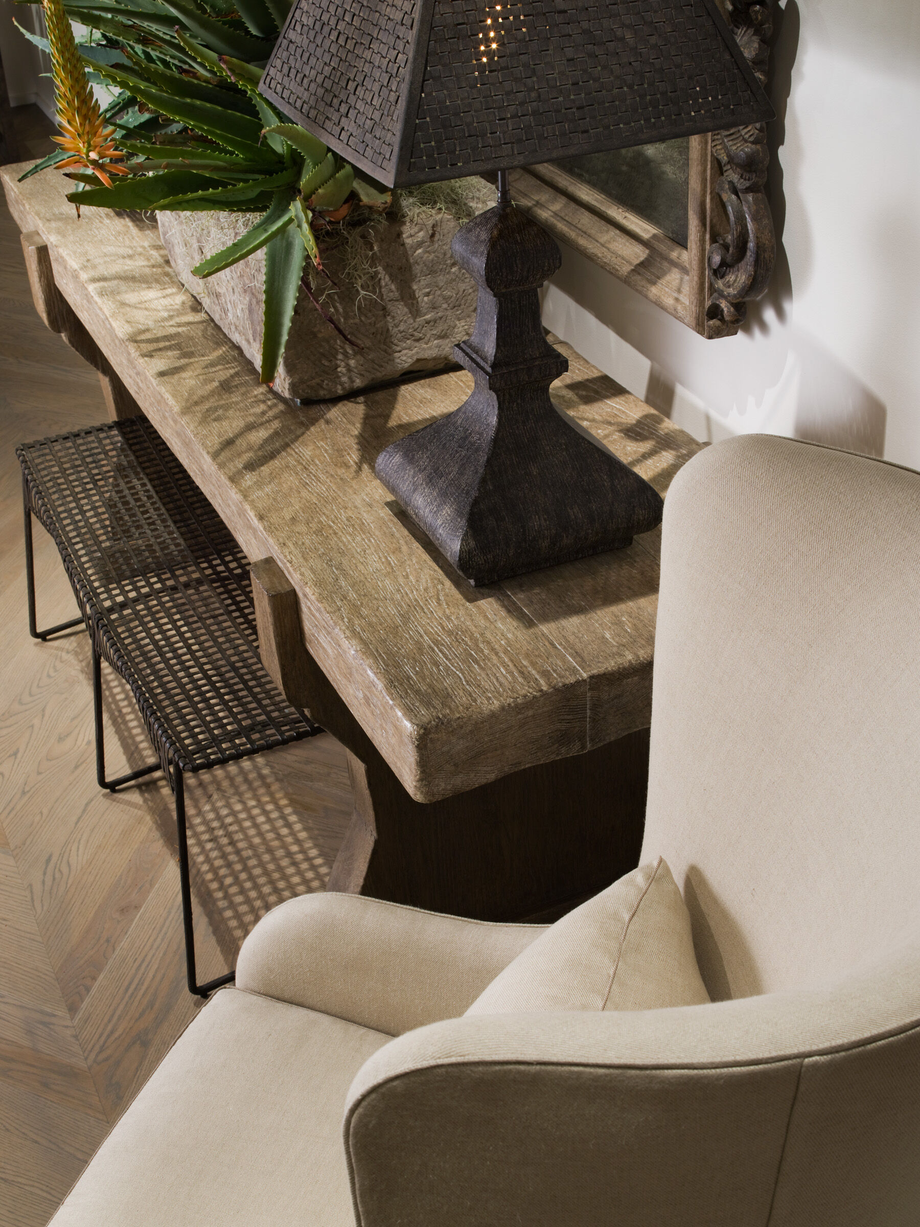 Rodenbach Console | Gregorius Pineo