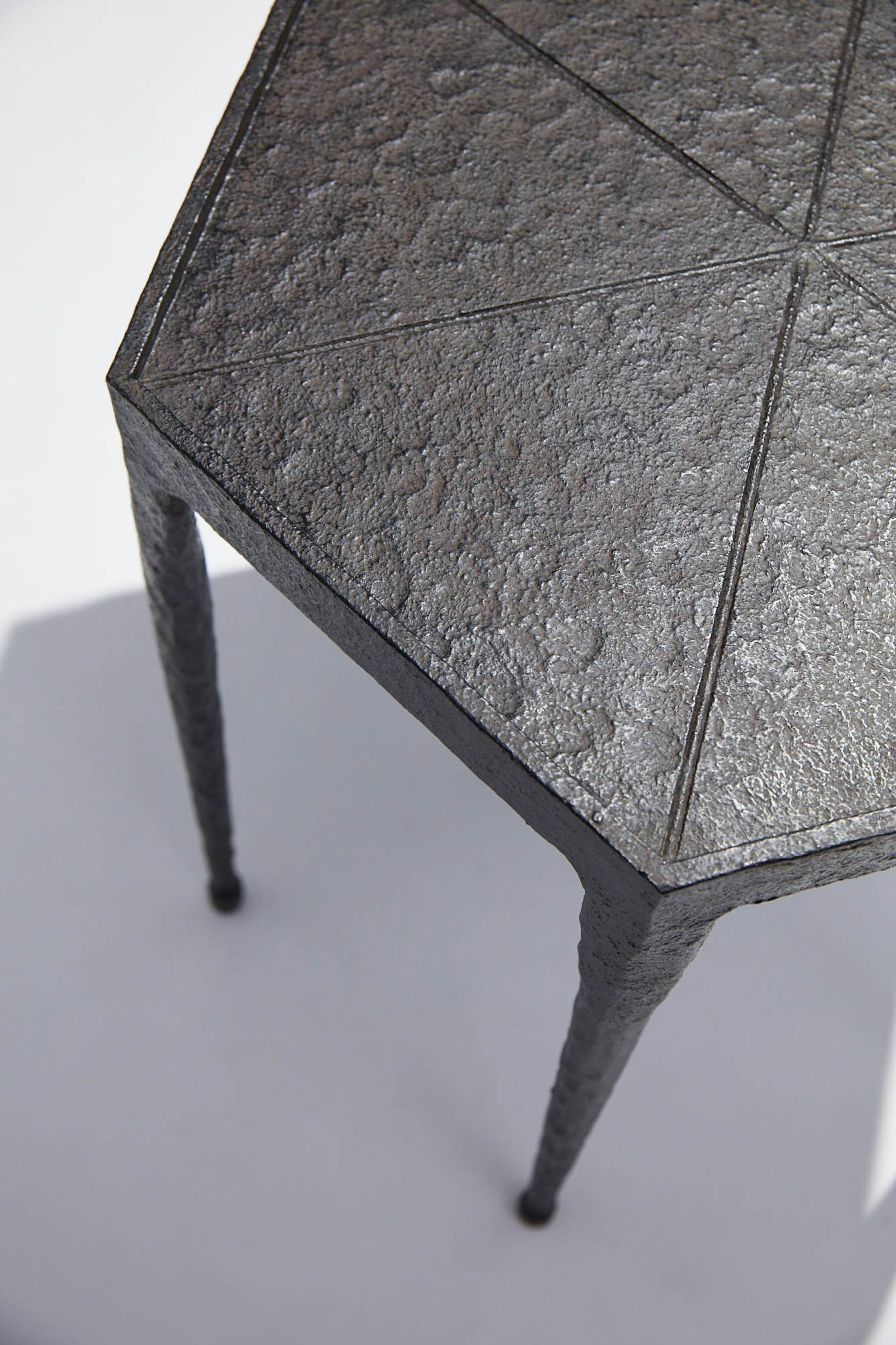 Elgin Side Table | Gregorius Pineo