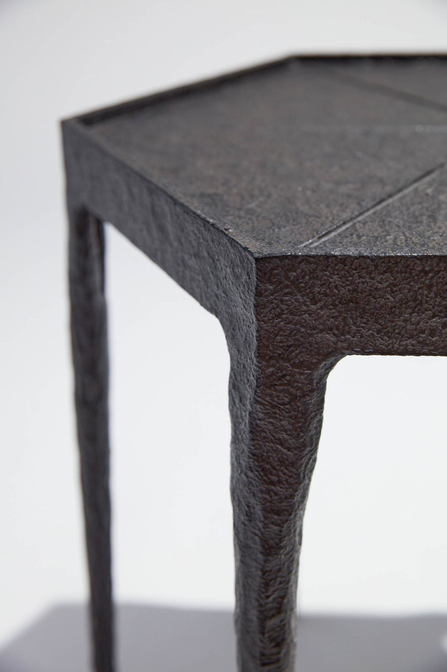 Elgin Side Table | Gregorius Pineo