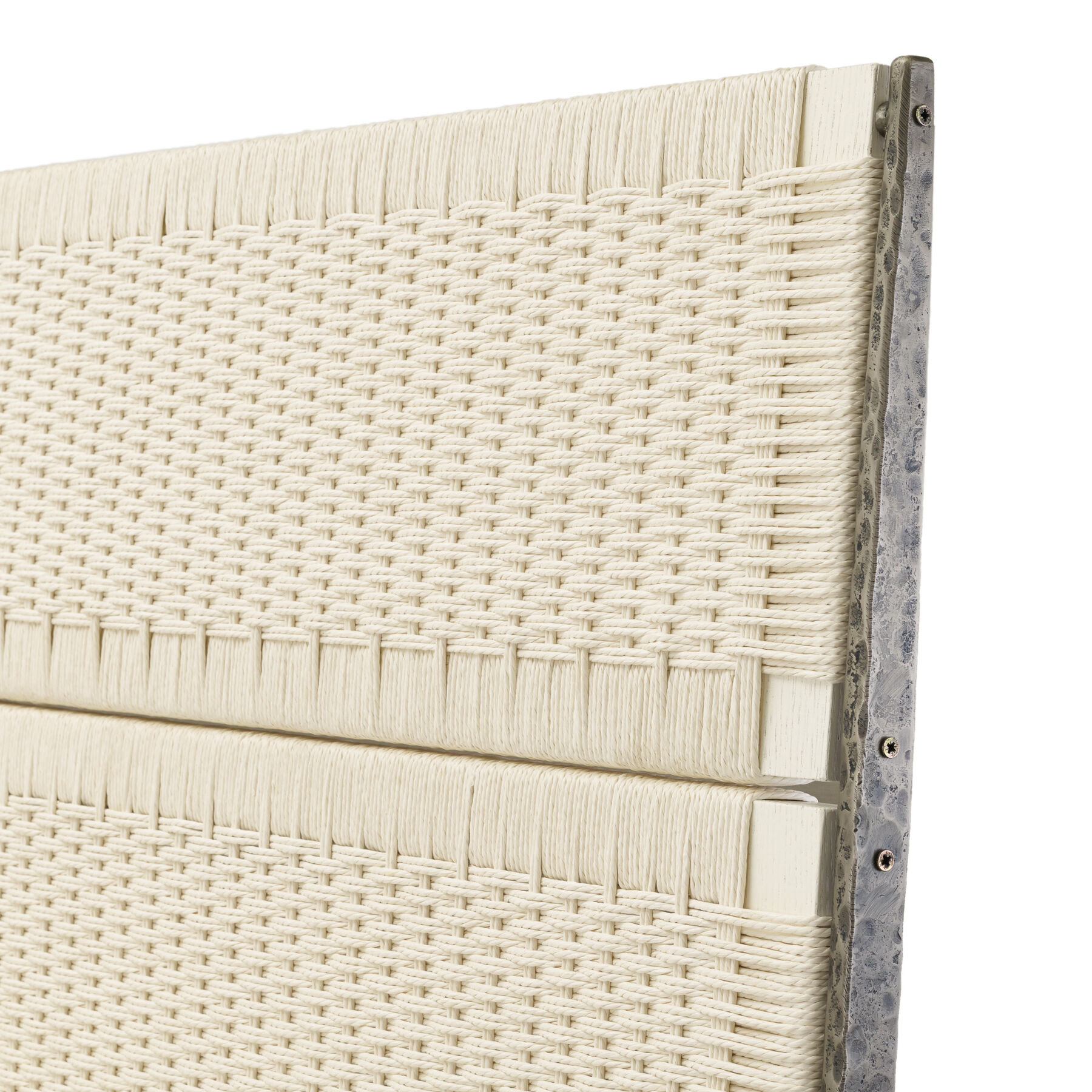 Valmonte Bed | Gregorius Pineo