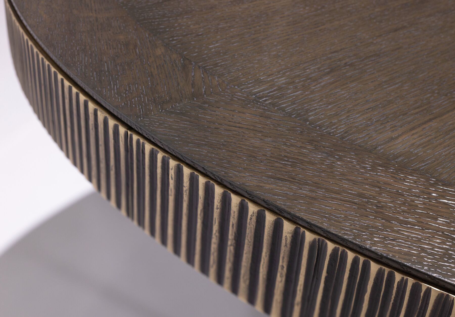 Continental Pedestal Table round | Gregorius Pineo