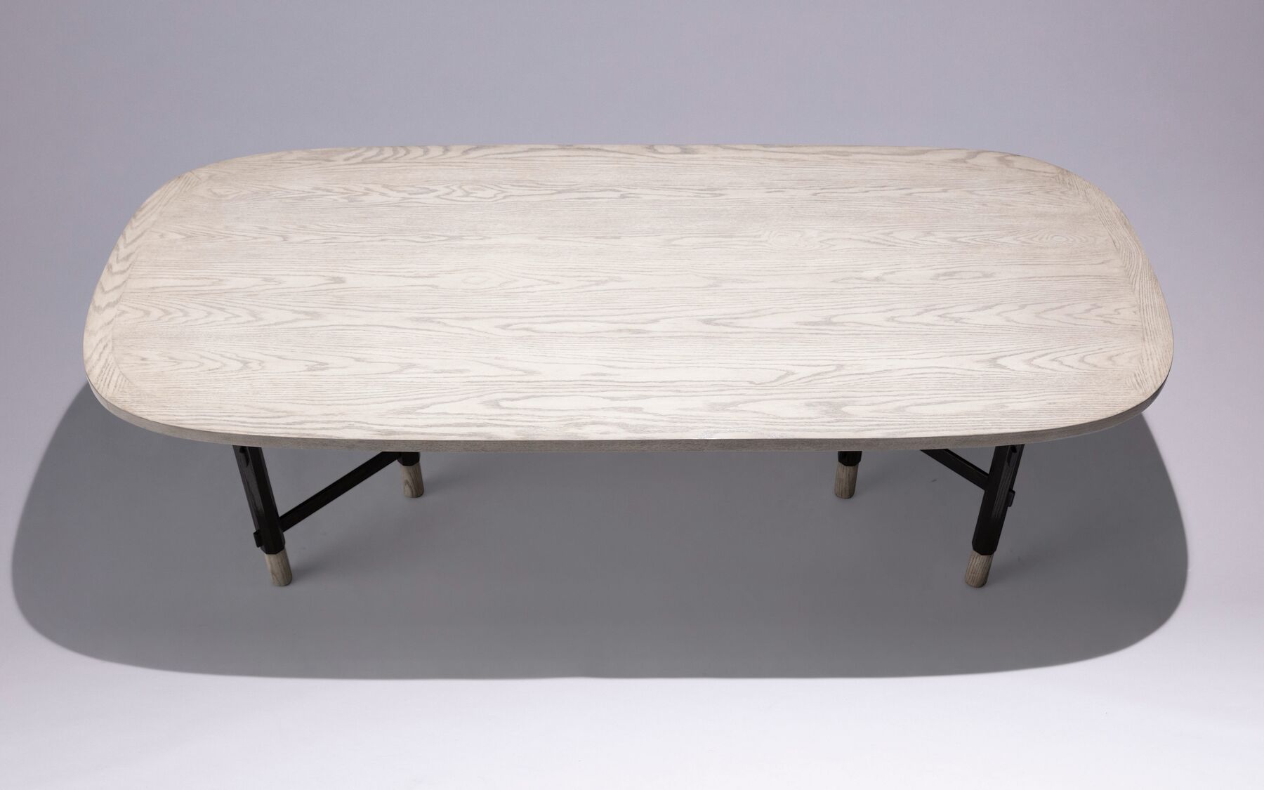 Essex Dining Table | Gregorius Pineo