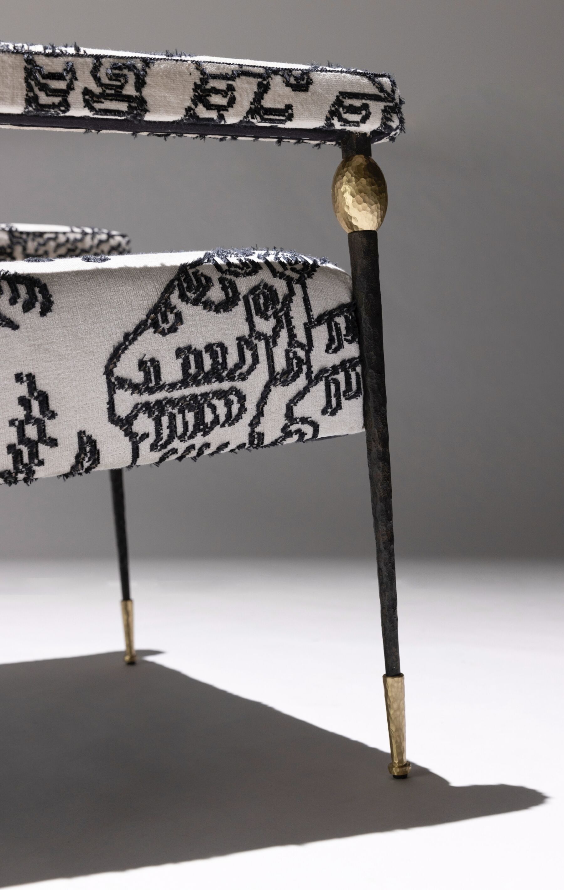 Giovanni Lounge Chair | Gregorius Pineo