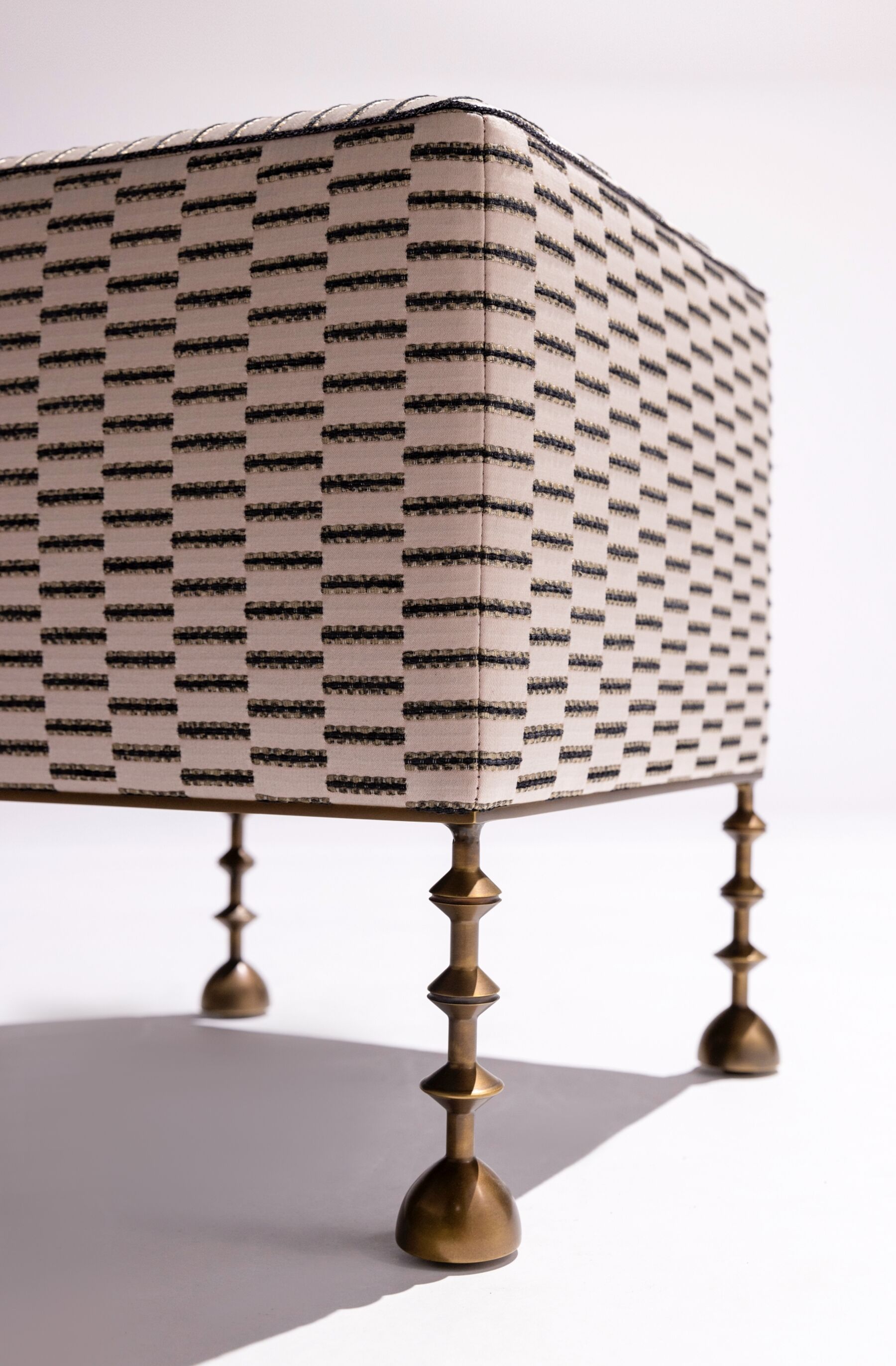 Benin Stool II square | Gregorius Pineo