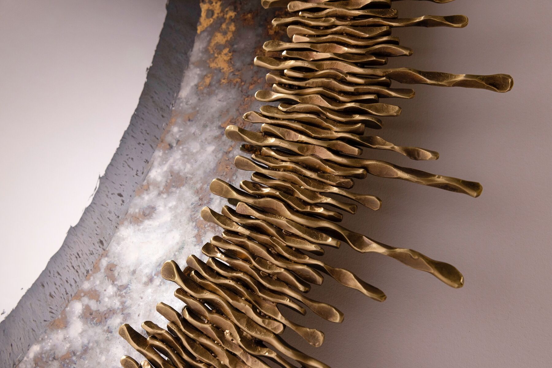 Jardin Mirror Round, Large | Gregorius Pineo